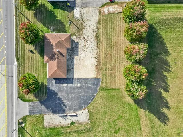 124 E Oak Knoll Drive