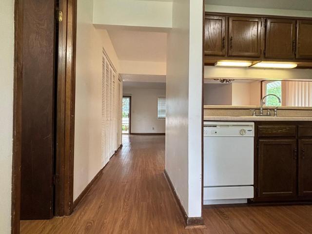 124 E Saltwood Place