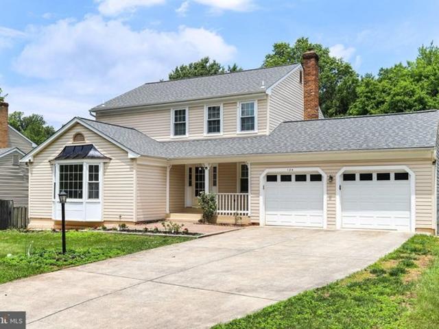 124 Environs Rd, Sterling, VA 20165