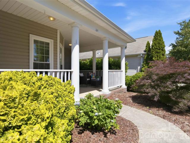 124 Elizabeth Hearth Road