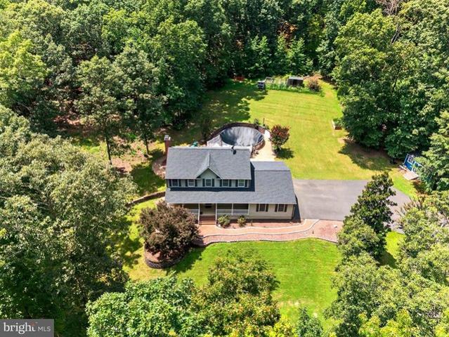 124 Fawn Hills Dr, Fredericksburg, VA 22407
