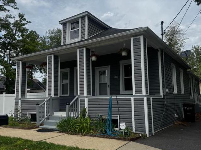 124 Field Avenue