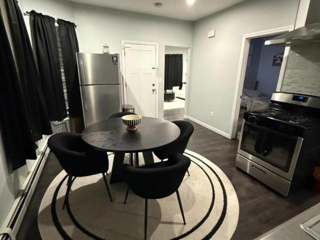 124 Keen St # 2