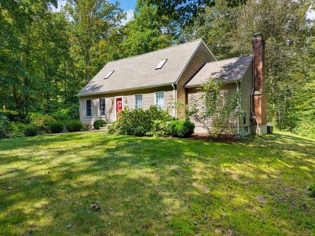 124 Kelsey Hill Rd, Deep River, CT 06417