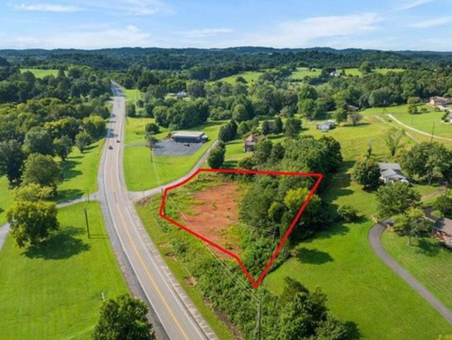 124 Holt Dr, Loudon, TN 37774