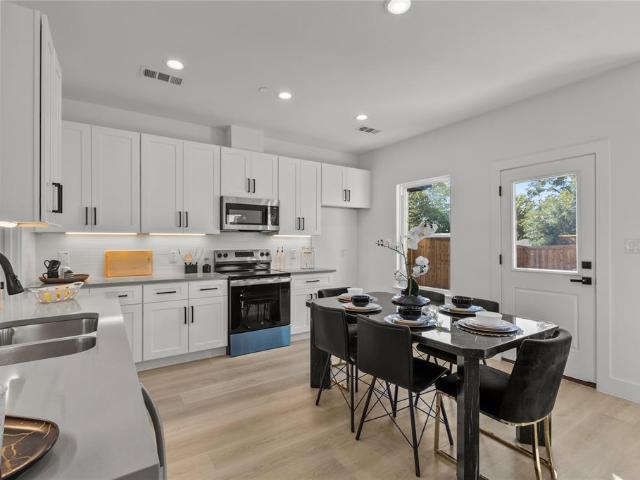 124 Homes Dr, Grand Prairie, TX 75050 | MLS #21240 | Compass