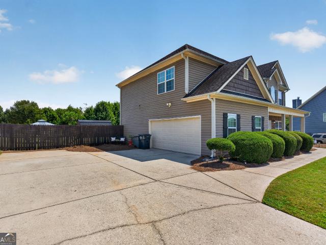 124 Hamilton Lake Drive