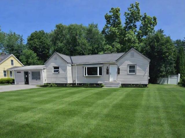 124 Huse Rd, Manchester, NH 03103
