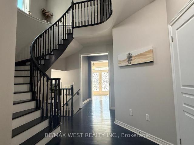 124 Johnson Drive, Shelburne, ON