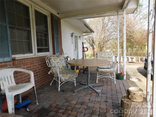 124 Jeff Street
