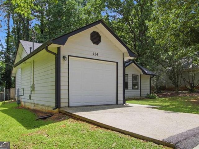 124 Julie Ln, Stockbridge, GA 30281