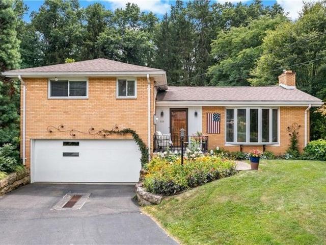 124 Oak Hills Mnr, Butler, PA 16002