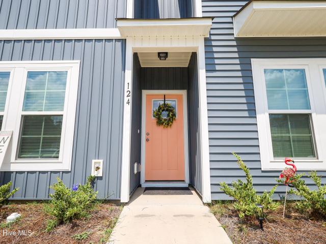 124 Loren Road