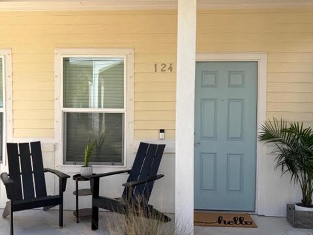 124 Lavaca
