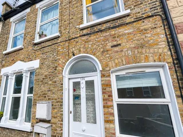 124 Landells Road, London, SE22 9PL, United Kingdom | 2 bed apartment for rent #118062351 | Rentberry