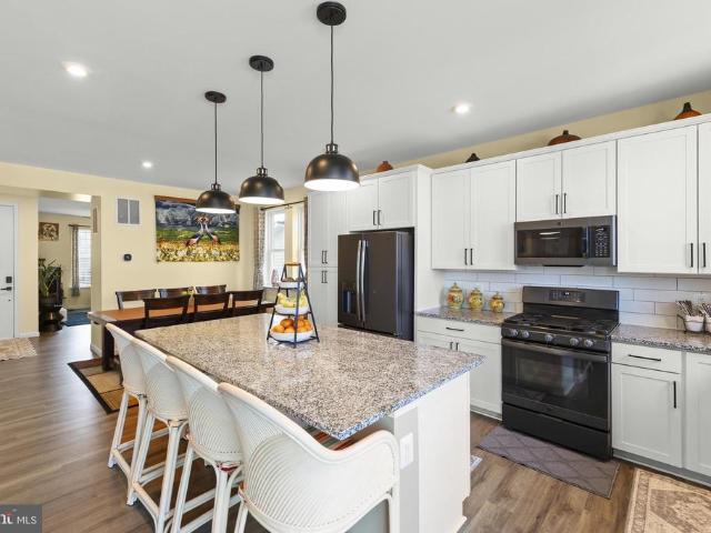 124 Lenore Lane