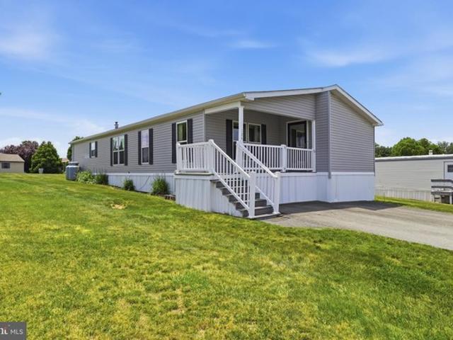 124 Lisa Cir, York, PA 17406