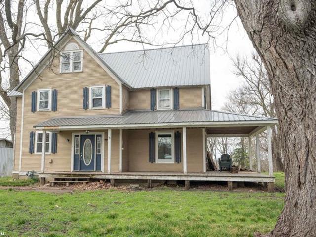 124 Main St, Warsaw, IL 62379