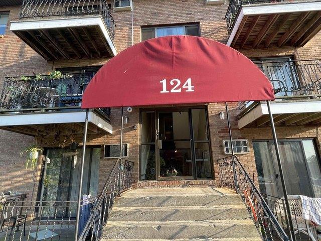 124 Mammoth Rd Apt 21, Hooksett, NH 03106