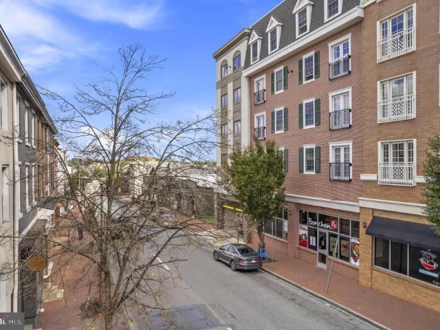 124 Market
