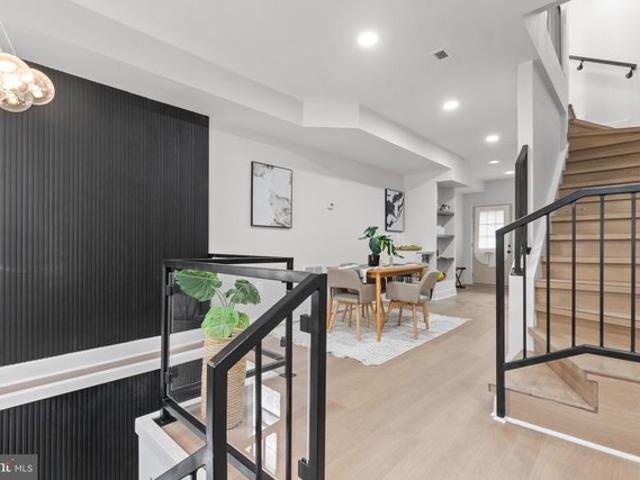 124 N Mount St, Baltimore, MD 21223