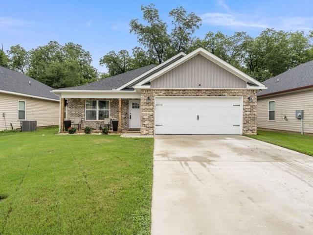 124 N Sky Dr, Warner Robins, GA 31093