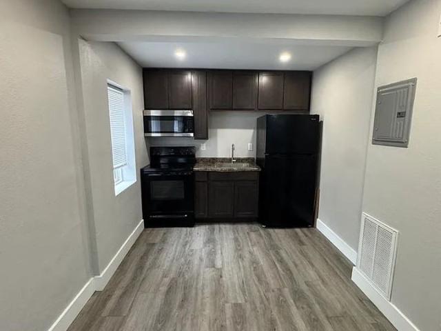 124 North Eddy St South Bend, IN 46617 2 Bedroom Apartment for Rent at 124 N Eddy St, South Bend, IN 46617
