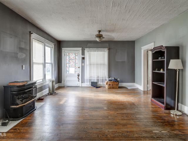124 North Elm Avenue