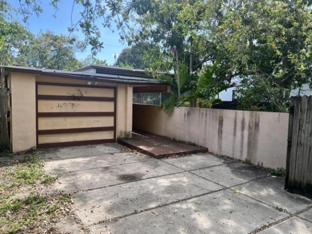 124 NE 49th St, Miami, FL 33137