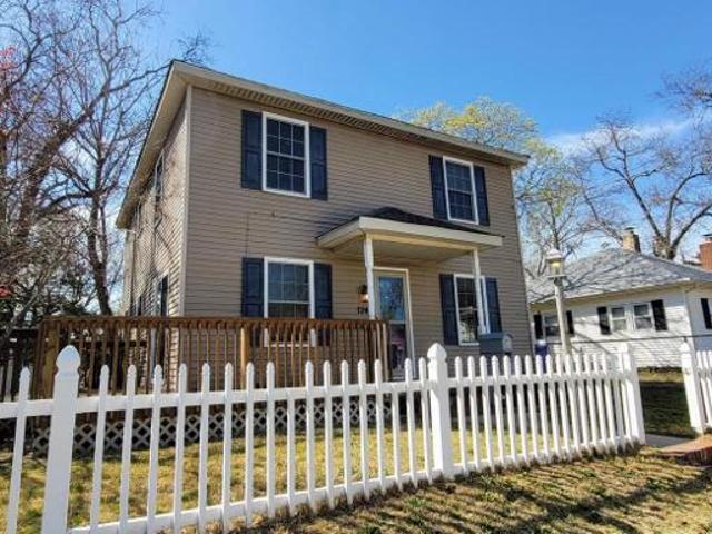 124 S 10th St, Millville, NJ 08332