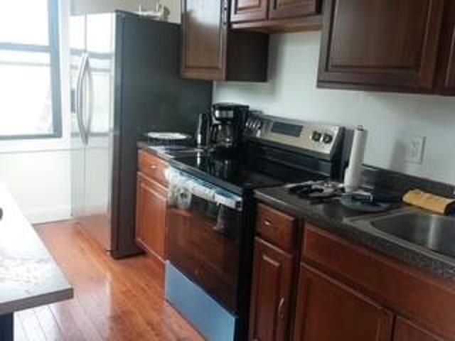 124 S 11th Avenue