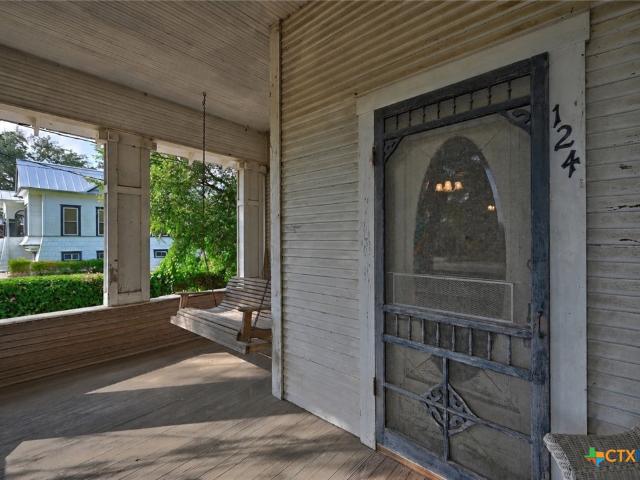 124 S Avenue I