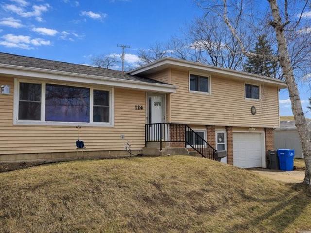 124 S Concord Ave, Watertown, WI 53094