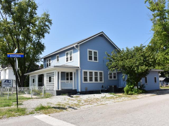 124 S Indiana Street