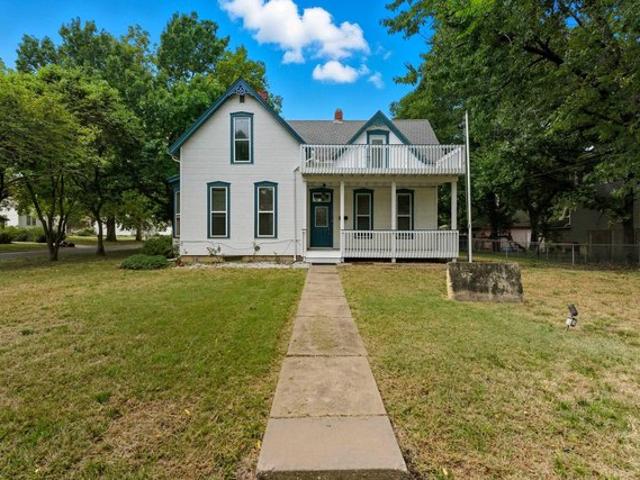 124 S Jefferson St, Junction City, KS 66441