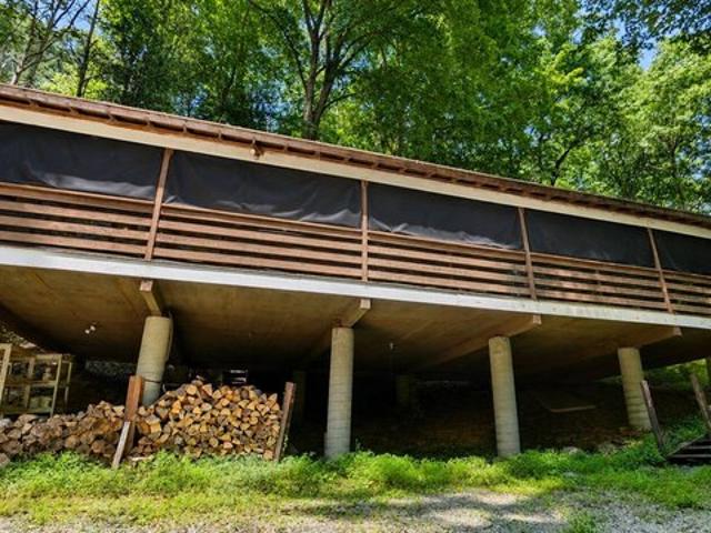 124 S Kent Rd, South Kent, CT 06757