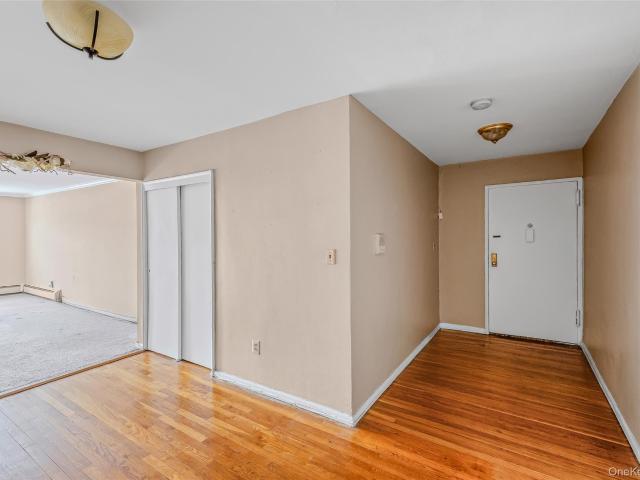 124 S Park Ave 2 S
