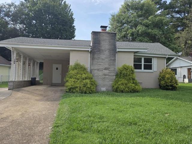 124 S Purdue Ave, Oak Ridge, TN 37830