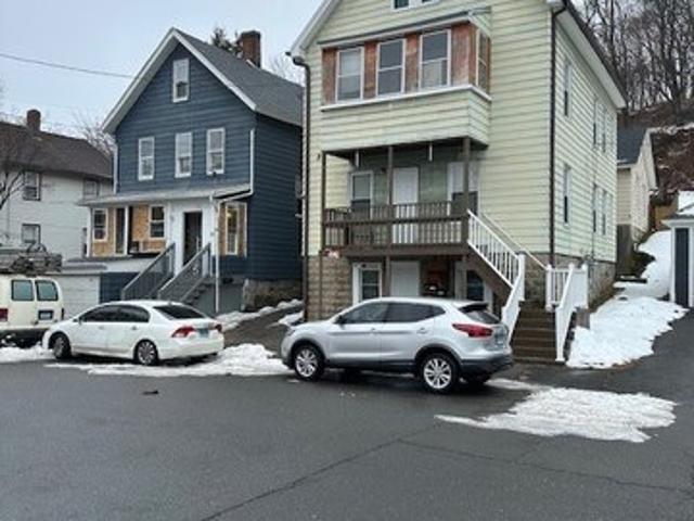124 Smith St, Derby, CT 06418