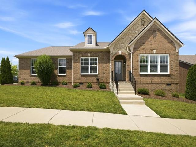 124 Snowden St E, Franklin, TN 37064