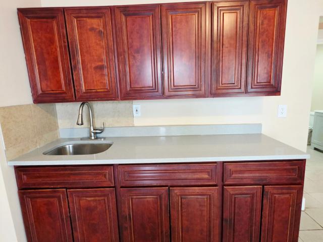 124 Southview St, Unit 1, Waterbury, CT 06706 | MLS #24167