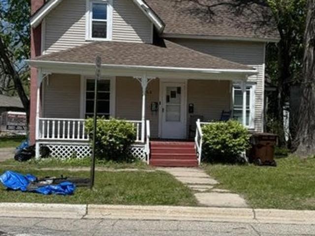 124 School St, Williamston, MI 48895