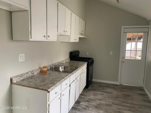 124 Spruce St, Bloomfield, NJ 07003 | MLS #22611 | Compass