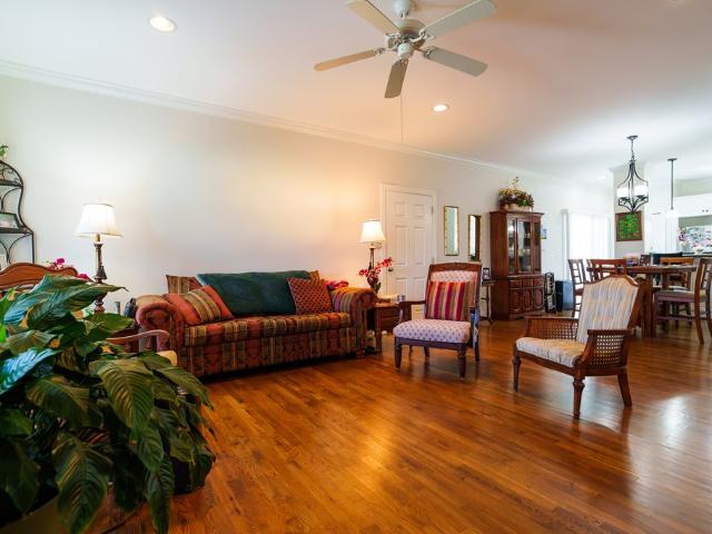 124 St James Place