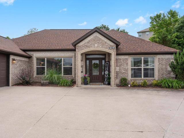 124 Stoney Pointe Drive