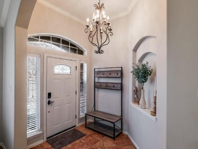 124 Stonecreek Dr, Irving, TX 75063 | MLS #21187