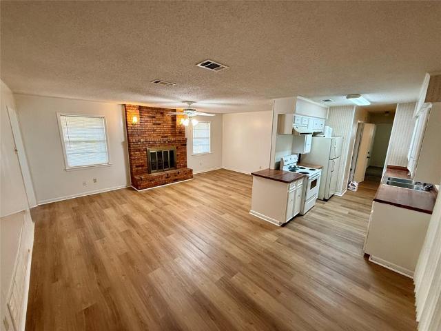 124 Poinsettia Circle