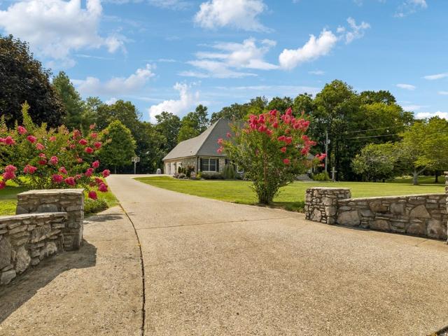 124 Poplar Drive