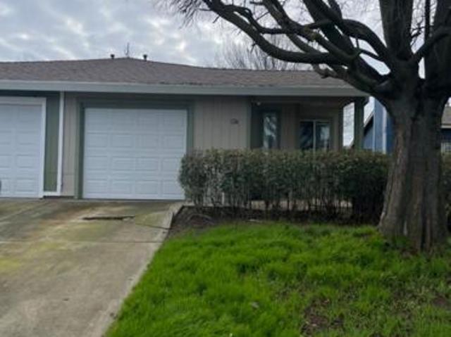 124 Prairie Cir, Sacramento, CA 95828