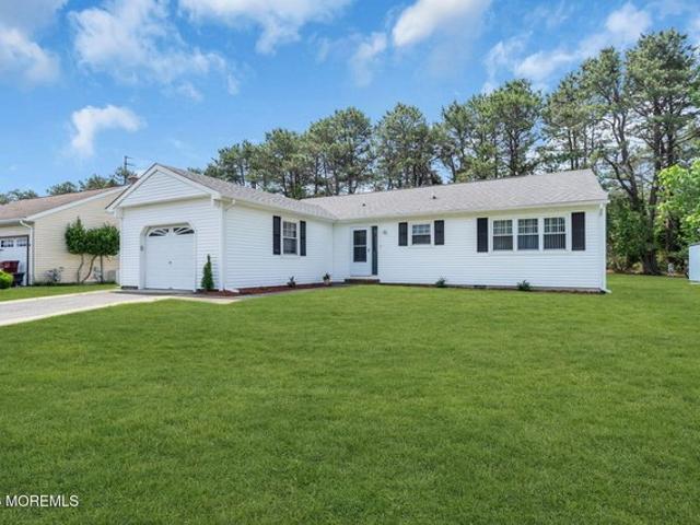 124 Pulaski Blvd, Toms River, NJ 08757